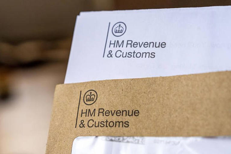 HMRC confirms £200 fines for UK households with August deadline issued