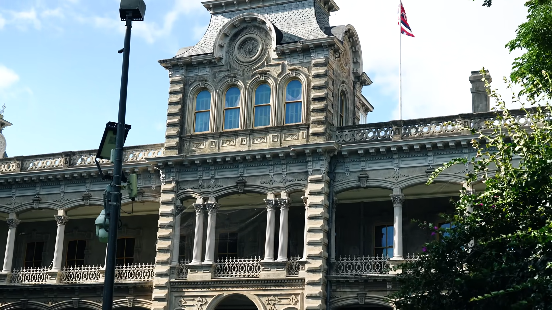 Why Hawaii’s statehouse sits in the shadow of a stolen monarchy