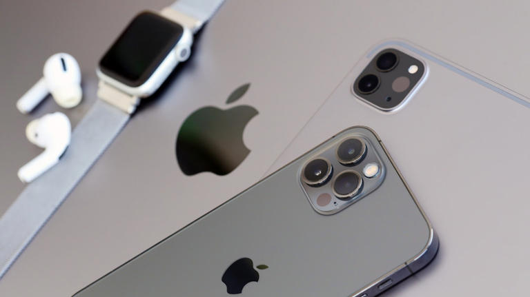 5 uncomfortable truths about Apple products