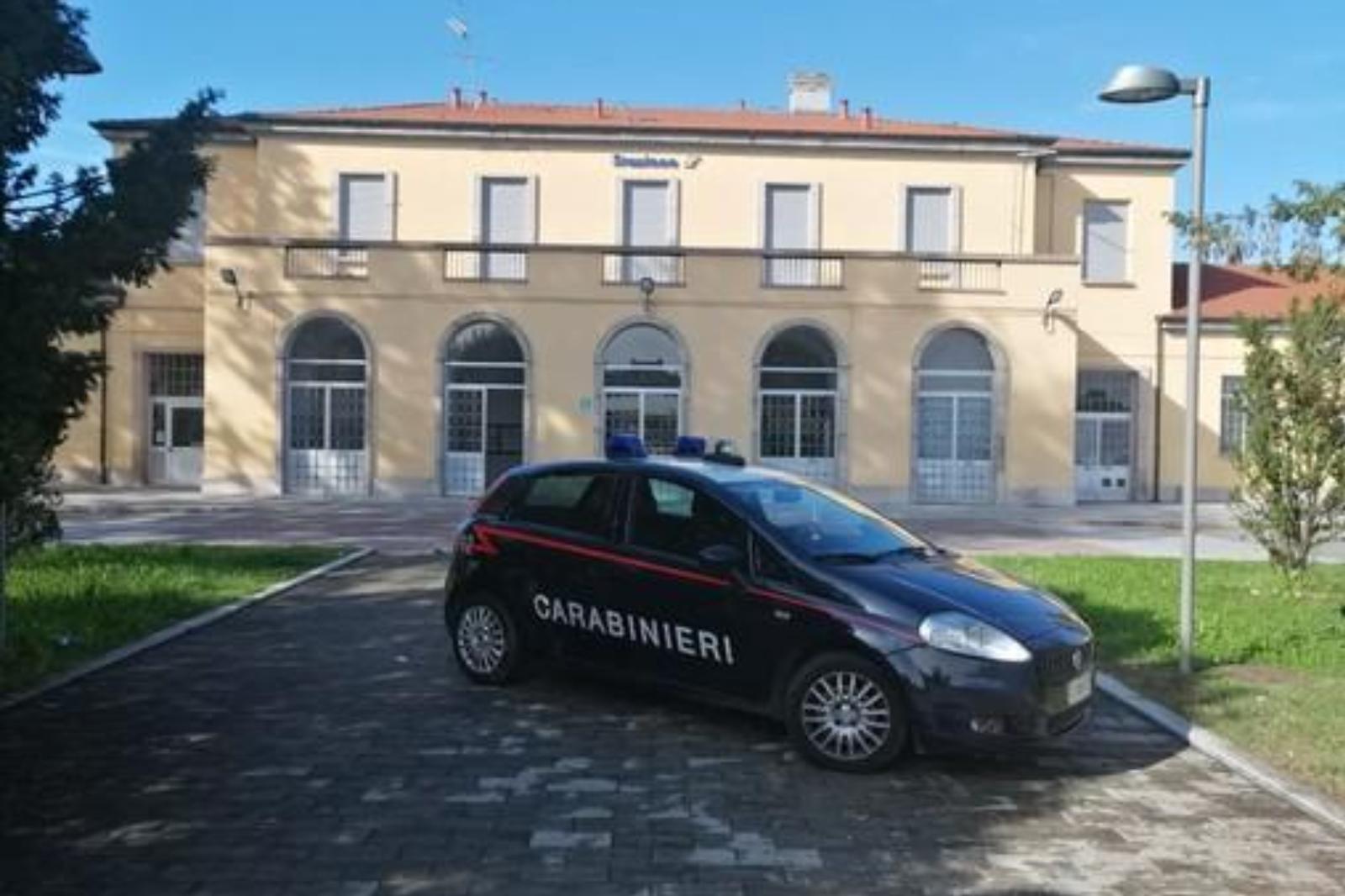 Movida violenta, controlli a Sesto Calende: sequestrati una mazza da ...