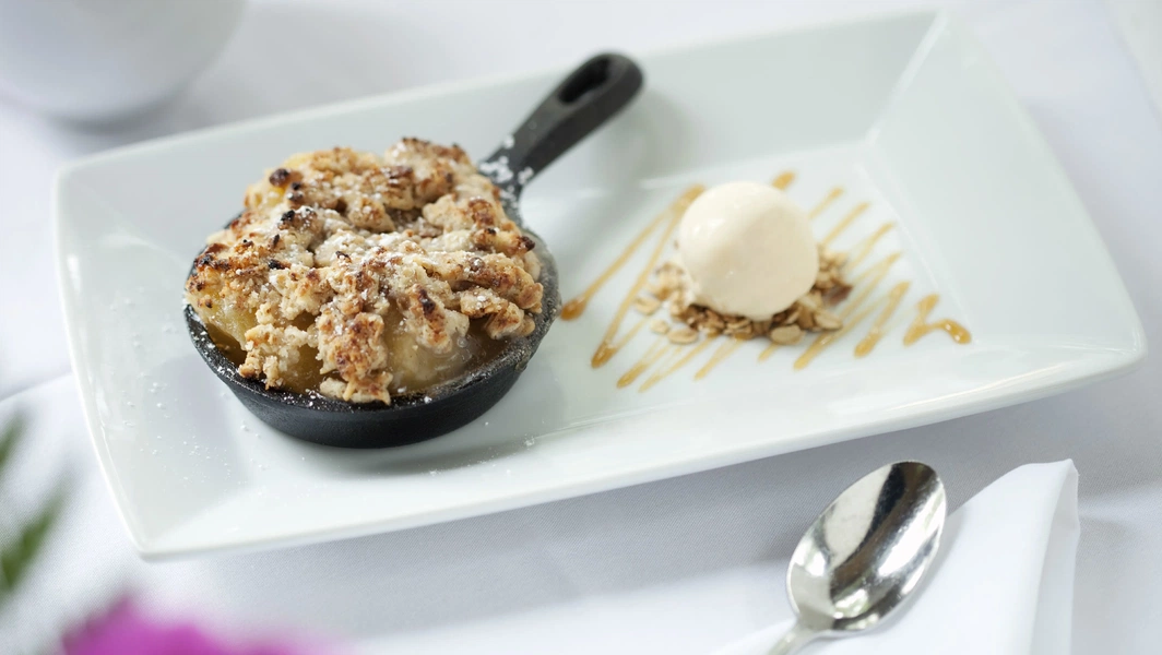 Apple dessert lovers, know your crisp from cobbler