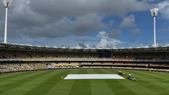 ICC announces big trial, pink ball to be used to end menace of bad ...