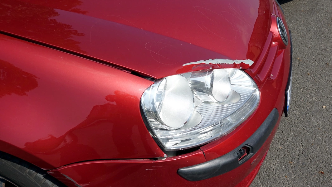 14 mistakes that can ruin car paint