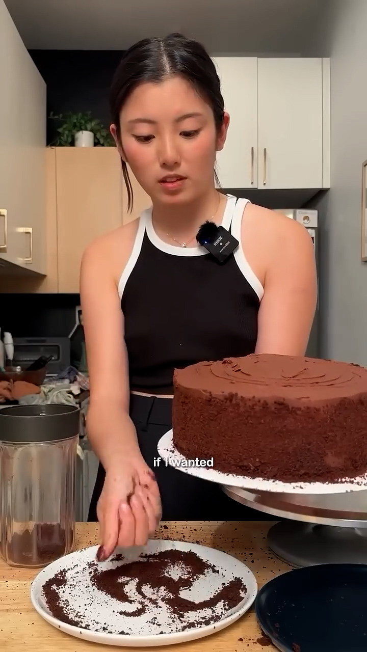 Dropping off a homemade cake for a friend at their workplace