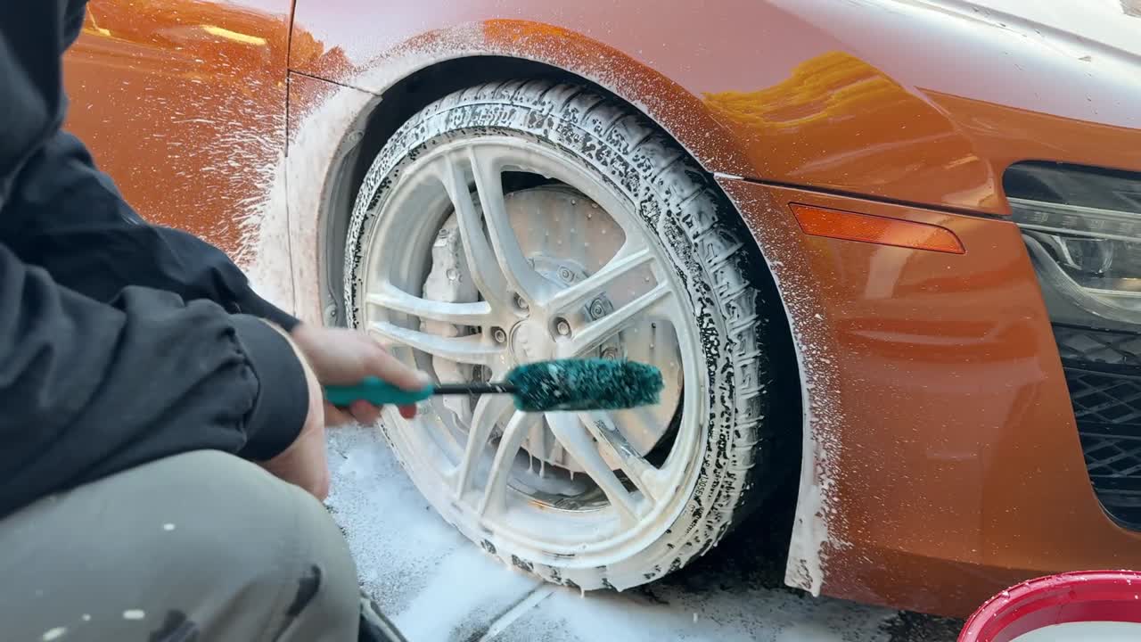 The $6,000 pallet that will shock car lovers
