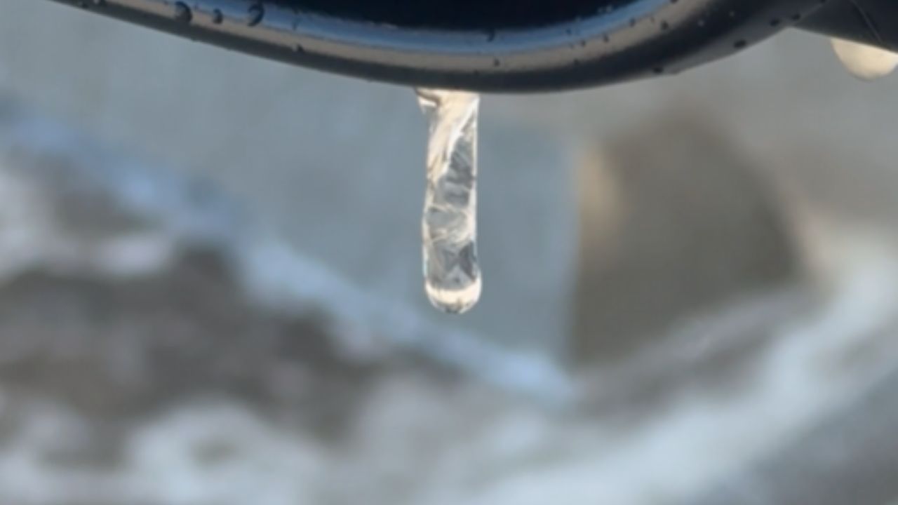 Droplets stiffen into ice as winter air takes over Chicago