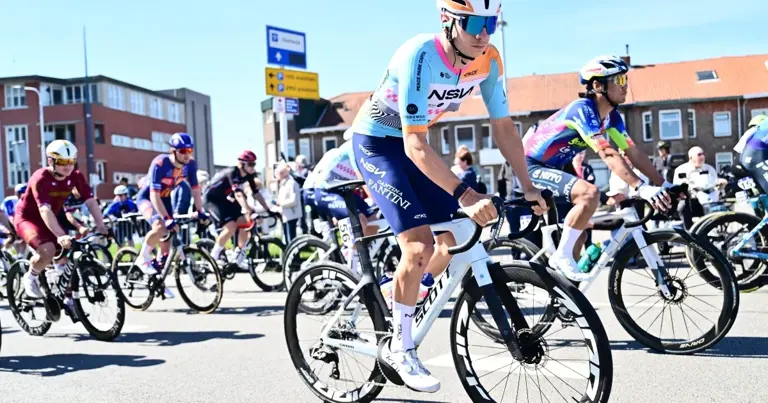 Droom gaat in vervulling voor 21-jarige zoon van Rik Verbrugghe: "Het ...