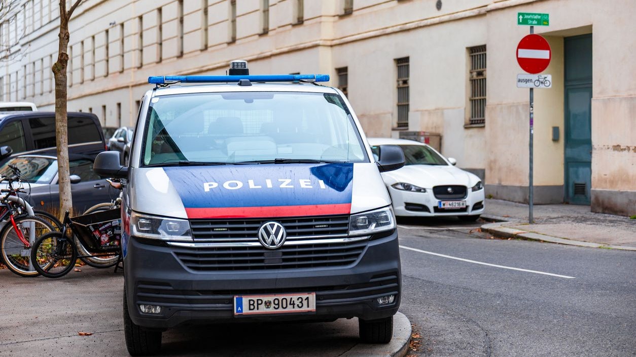 Streit eskaliert – Mann (45) droht Nachbarn mit dem Tod