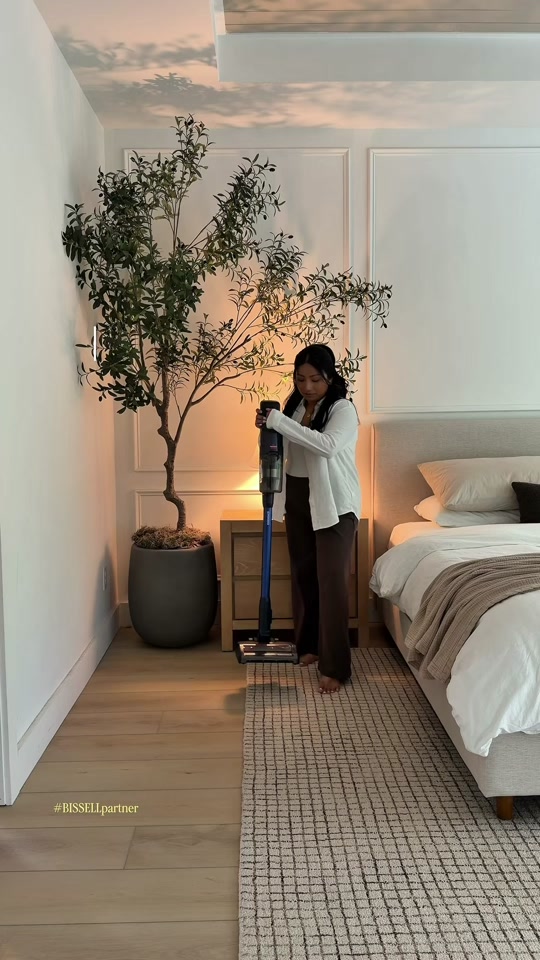Quick house reset with BISSELL Clean PowerClean