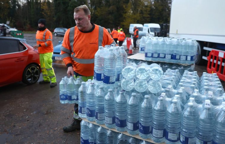 The areas where thousands face water shortages in record heatwave