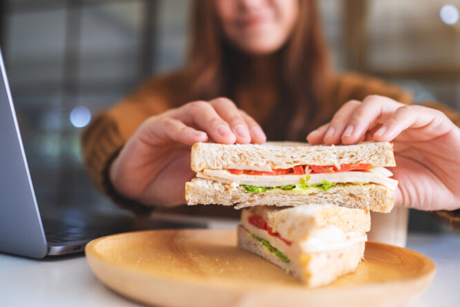 Experts say most Brits are eating far too quickly