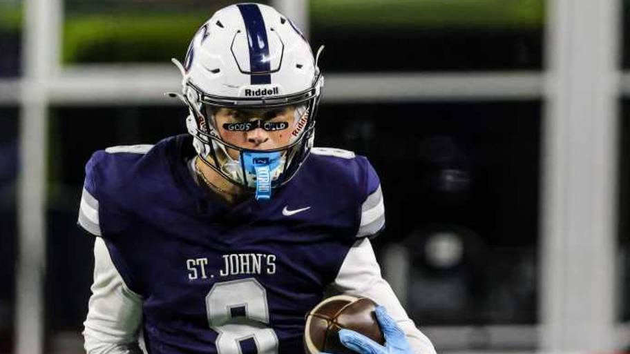 Sophomore standout Riley Selvais emerging as one of New England's top ...