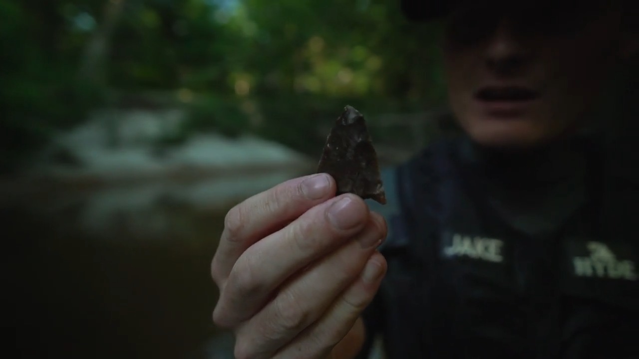 He dug for Native American artifacts - then found a perfect arrowhead ...