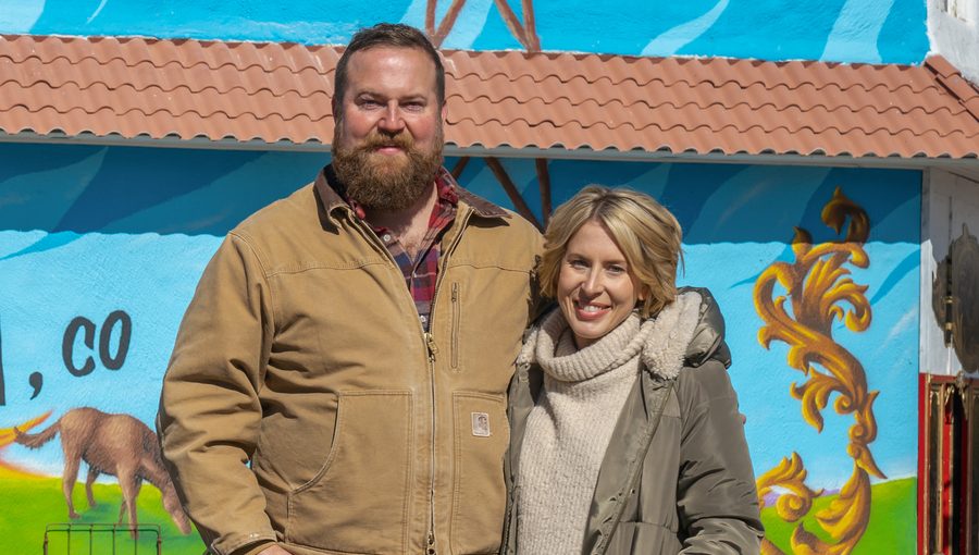 Erin Napier, estrella de 'Home Town: Inn This Together', suplica a la ...