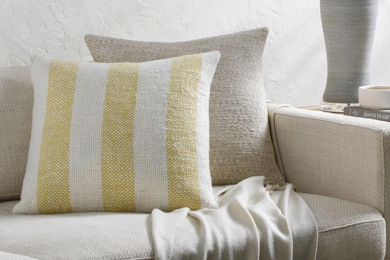 I asked my home design-obsessed mom what my living room was missing—she ...