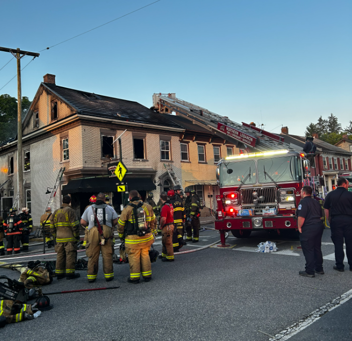 Early morning fire tears through bar and grill