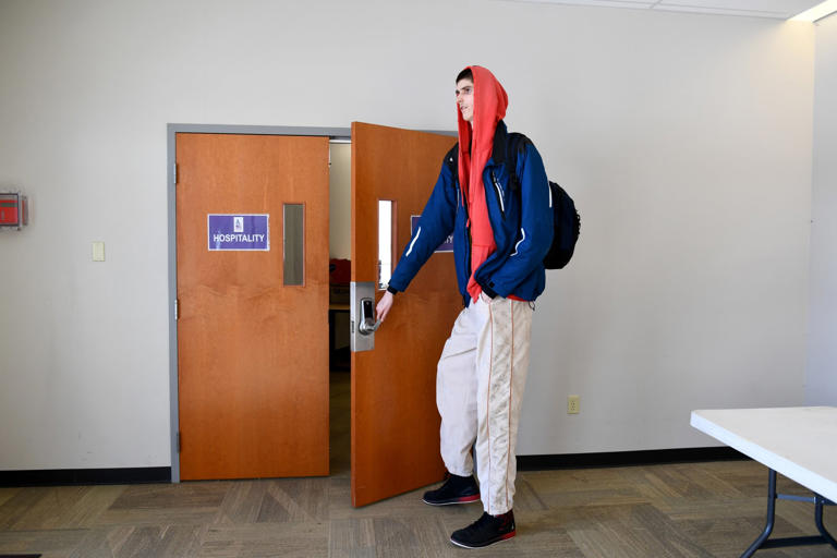 Meet Backrooms actor Robert Bobroczkyi, who’s 7ft 7 inches tall