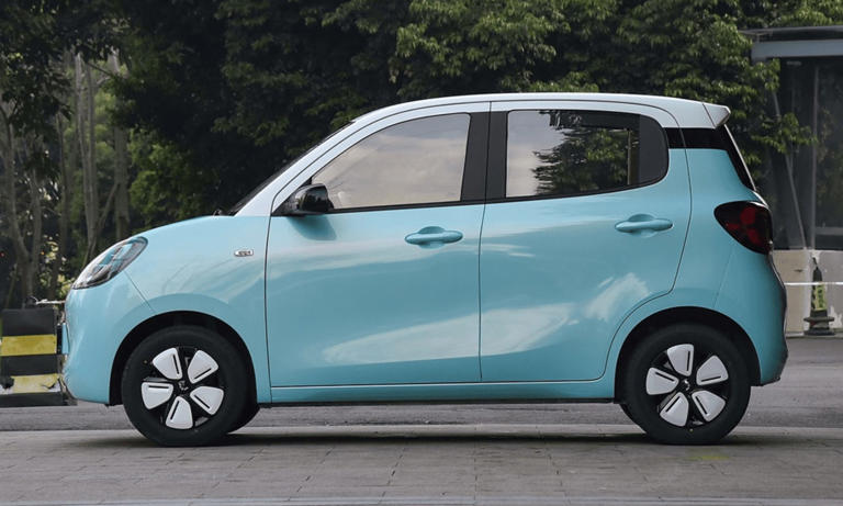 Low-cost sodium batteries are already reaching Tesla performance levels ...