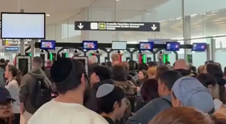 EES travel warning as passengers told to arrive three hours before flight