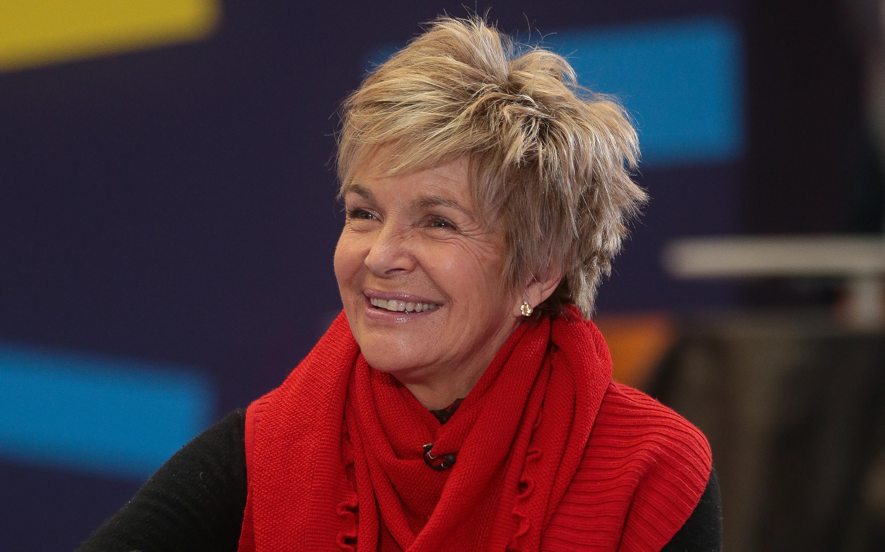 Véronique Jannot redevenue maman à 68 ans, elle partage un rare cliché ...