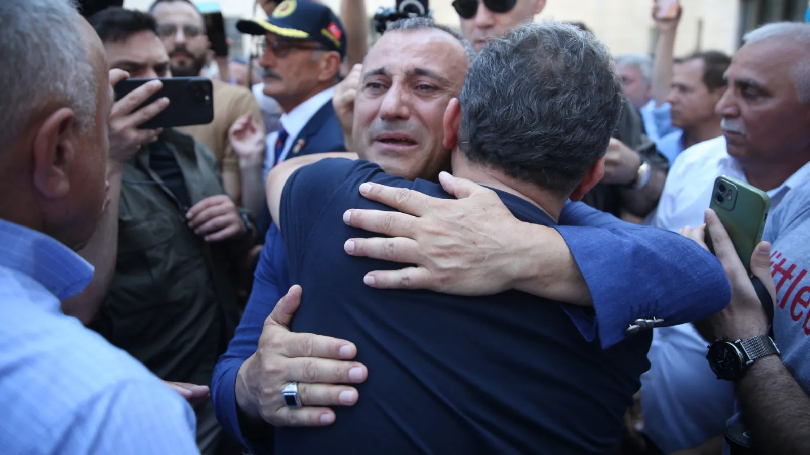 Tutuklu eski vali Tuncay Sonel’in imzası TOKİ vaadiyle arsa satışı ...