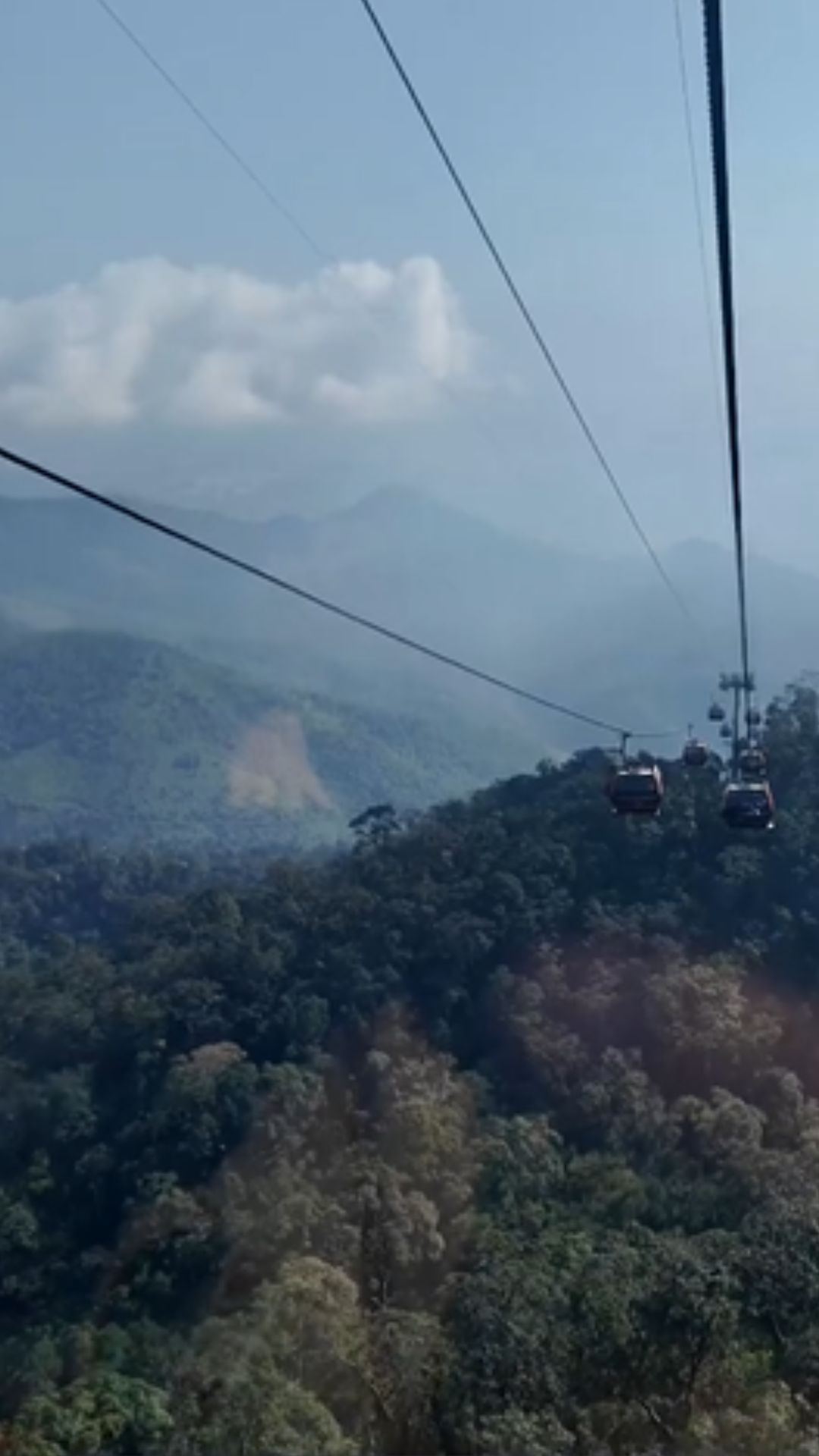 Unforgettable Cable Car View Ba Na Hills