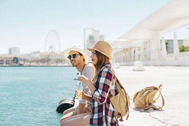 Caption Instagram untuk pasangan yang pertama kali berlibur bersama