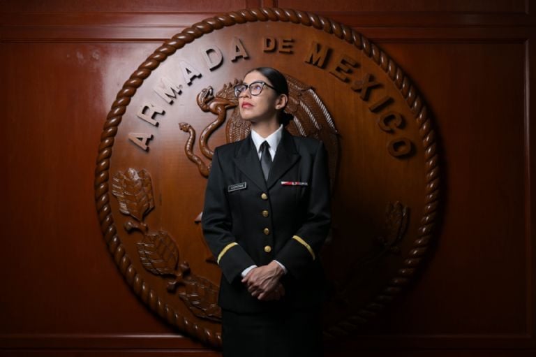 La teniente de corbeta Cynthia Corona Díaz destaca la labor de las ...
