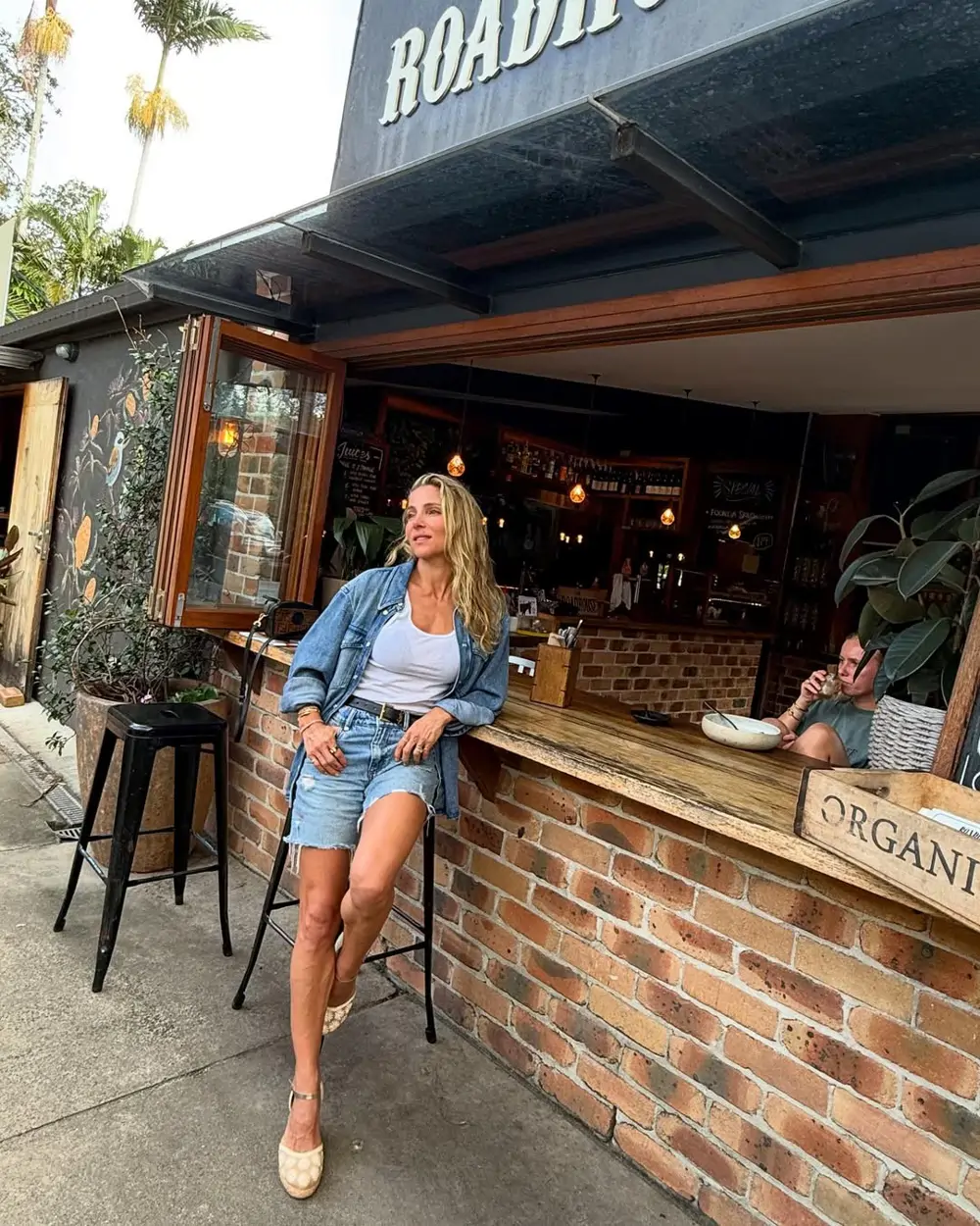 Elsa Pataky tiene sandalias elegantes para cada ocasión del verano
