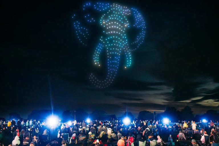Hundreds of drones flying over Liverpool for cinematic display