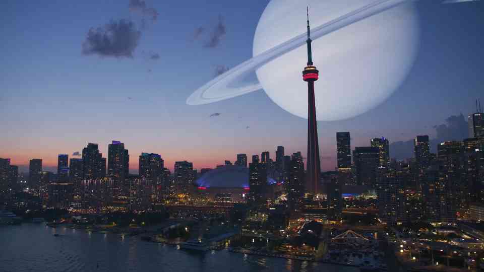 Se guardi in alto e vedi Saturno, è già troppo tardi