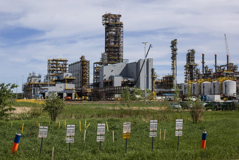 It’s a new day for Canadian energy. How to capture it with pipeline stocks.