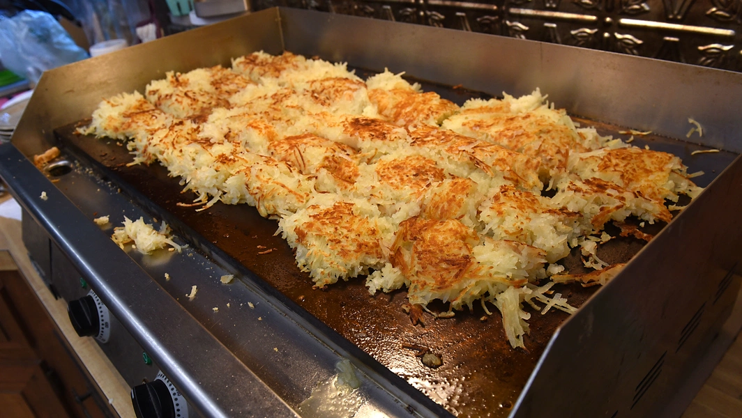 8 frozen hash browns compared for flavor and texture