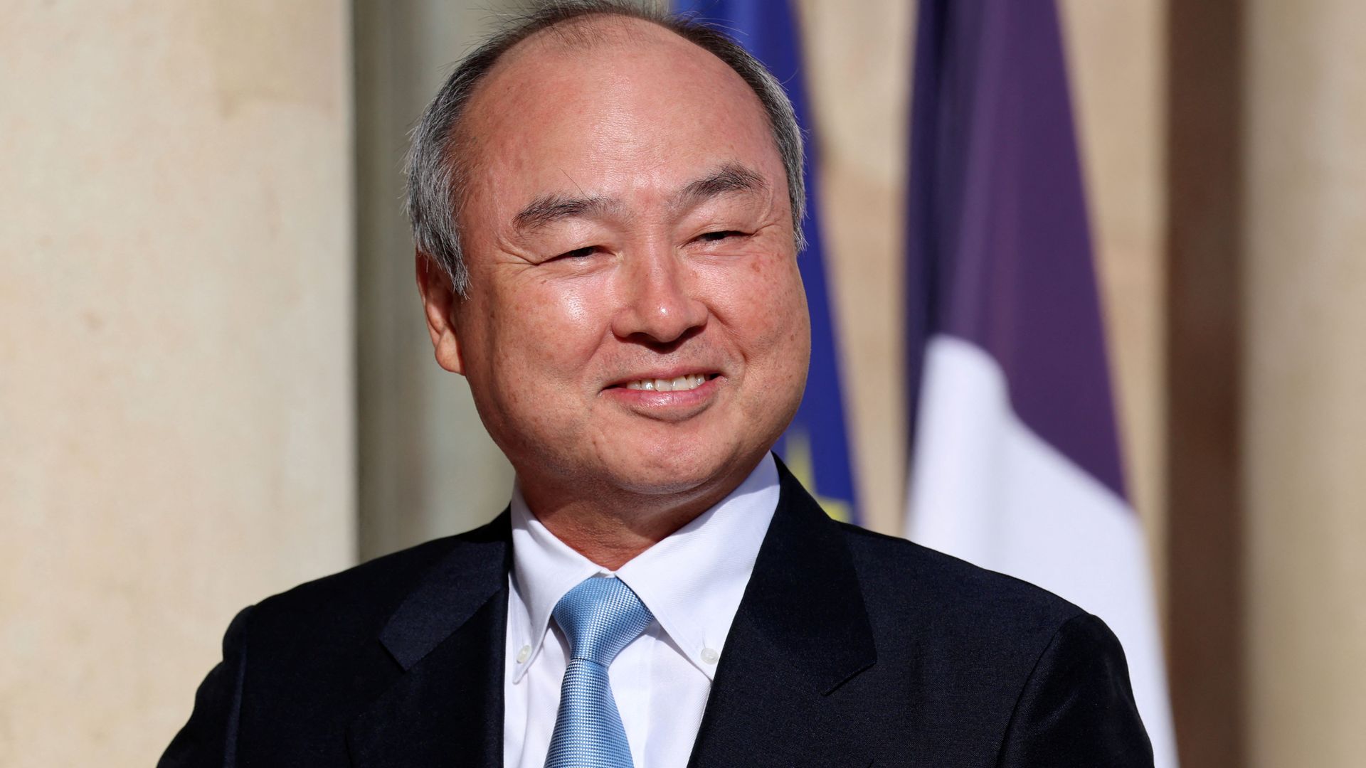 Softbank: Masayoshi Son plant Rekordinvestition in Frankreichs KI ...