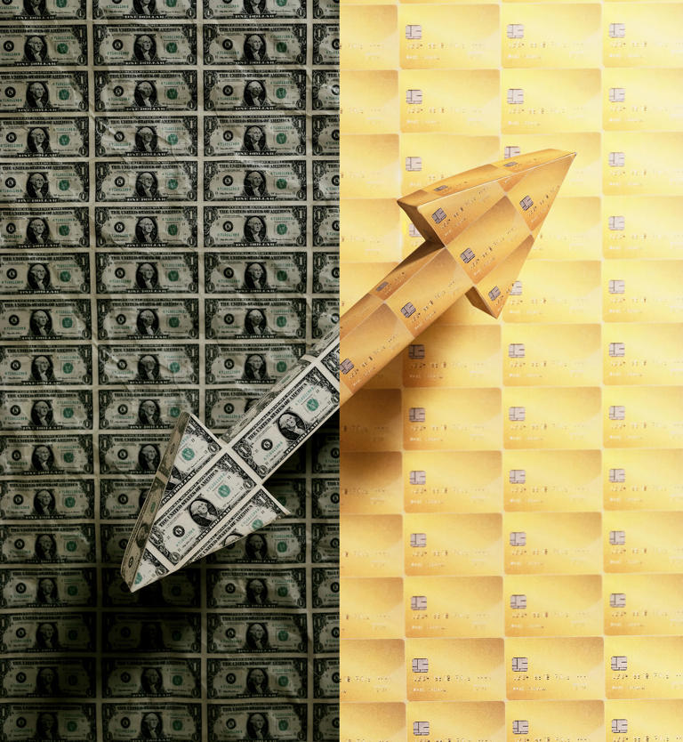 How shoppers who pay in cash are subsidizing Americans’ credit card ...