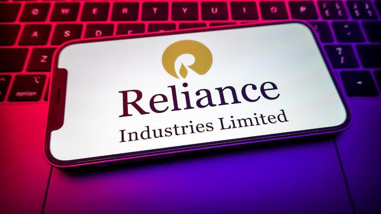 RIL share price target: Jio Platforms IPO, dividend, balance sheet, new ...