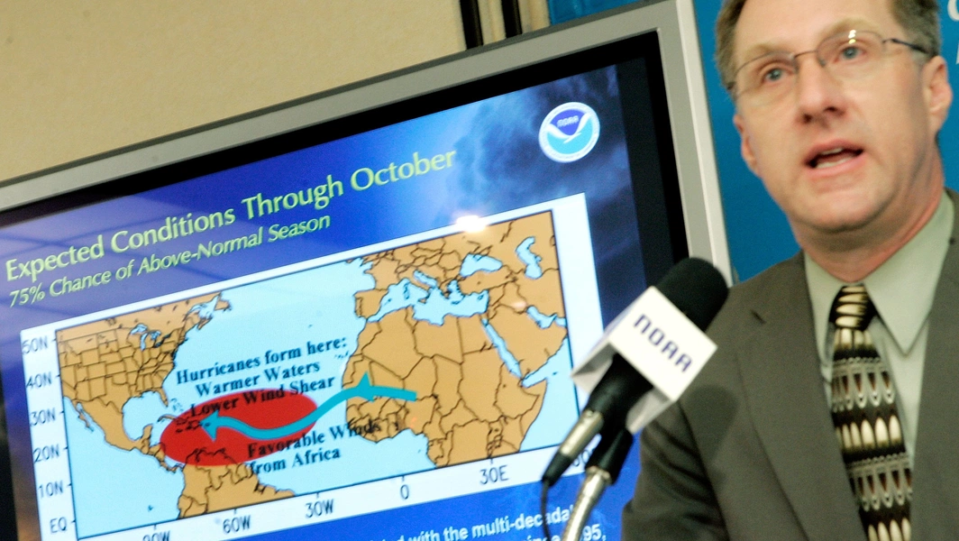 NOAA's below-normal hurricane forecast meets FEMA staffing strain