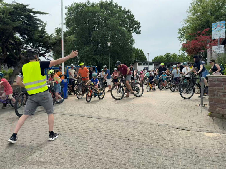 Verkehrssicherheit: 200 treten bei der Fahrrad-Demo «Kidical Mass ...
