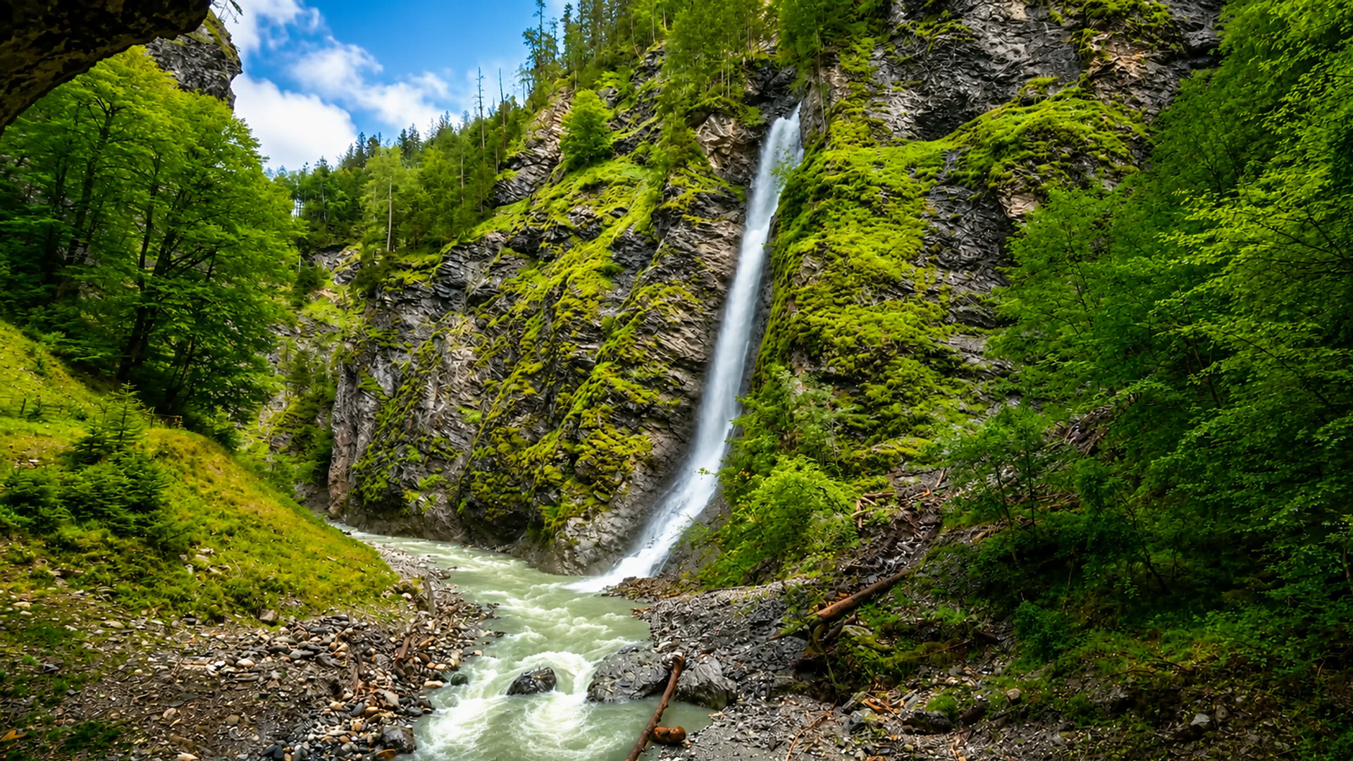 Liechtensteinklamm Austria combines waterfalls and alpine gorge beauty (4K)