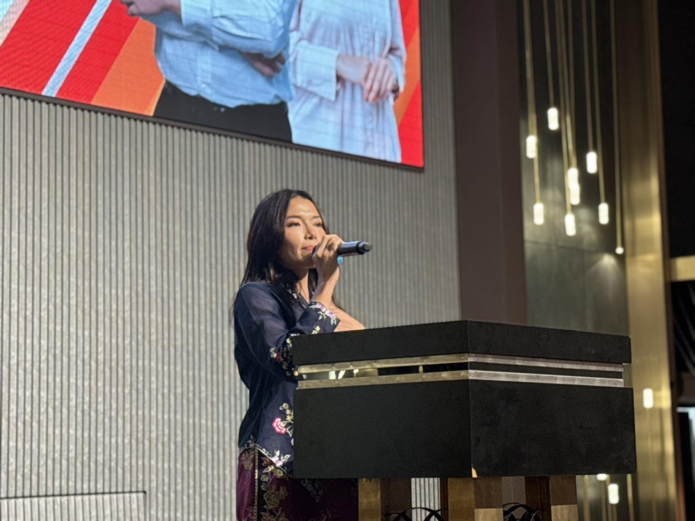 Johor DAP: Marina Ibrahim not offered GLC post, but position with ...