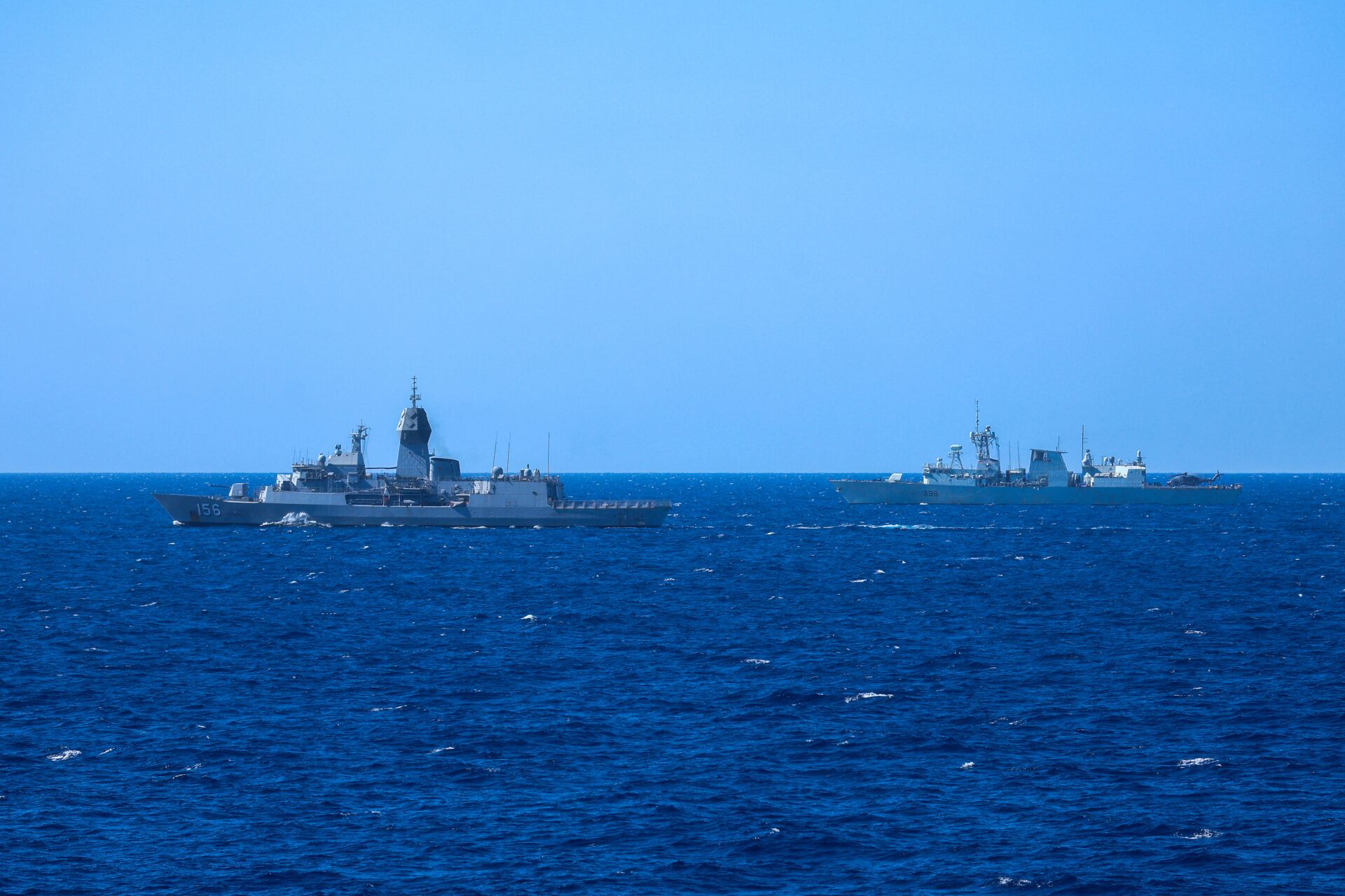 Nave da guerra canadese irrita la Cina attraversando lo Stretto di Taiwan