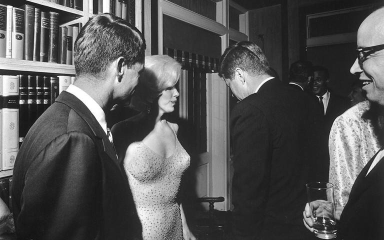 Göğüs röntgeni, mezarı ve Kardashian’lar: Marilyn Monroe 100. yaşında ...