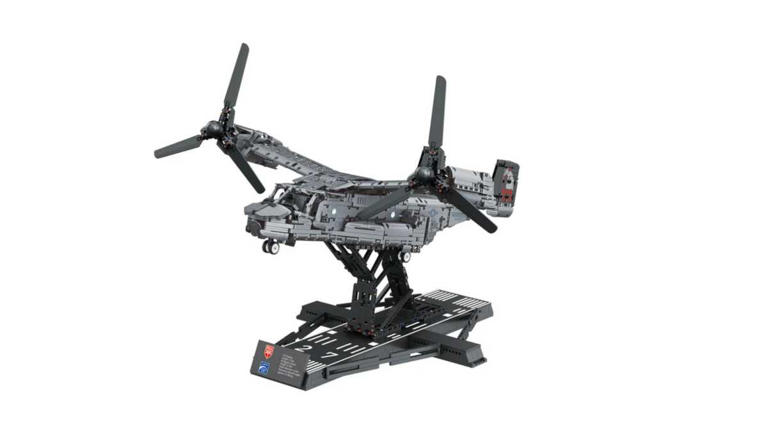 Revell verkauft ikonische Spitfire von Iron Maiden jetzt als ...