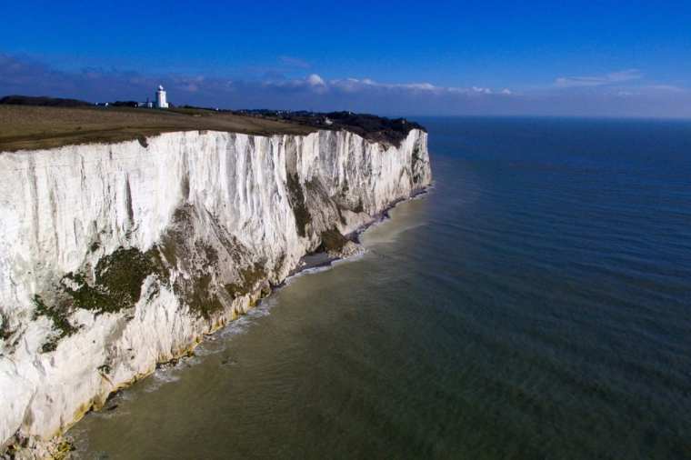 EES travel warning as passengers told to arrive three hours before flight
