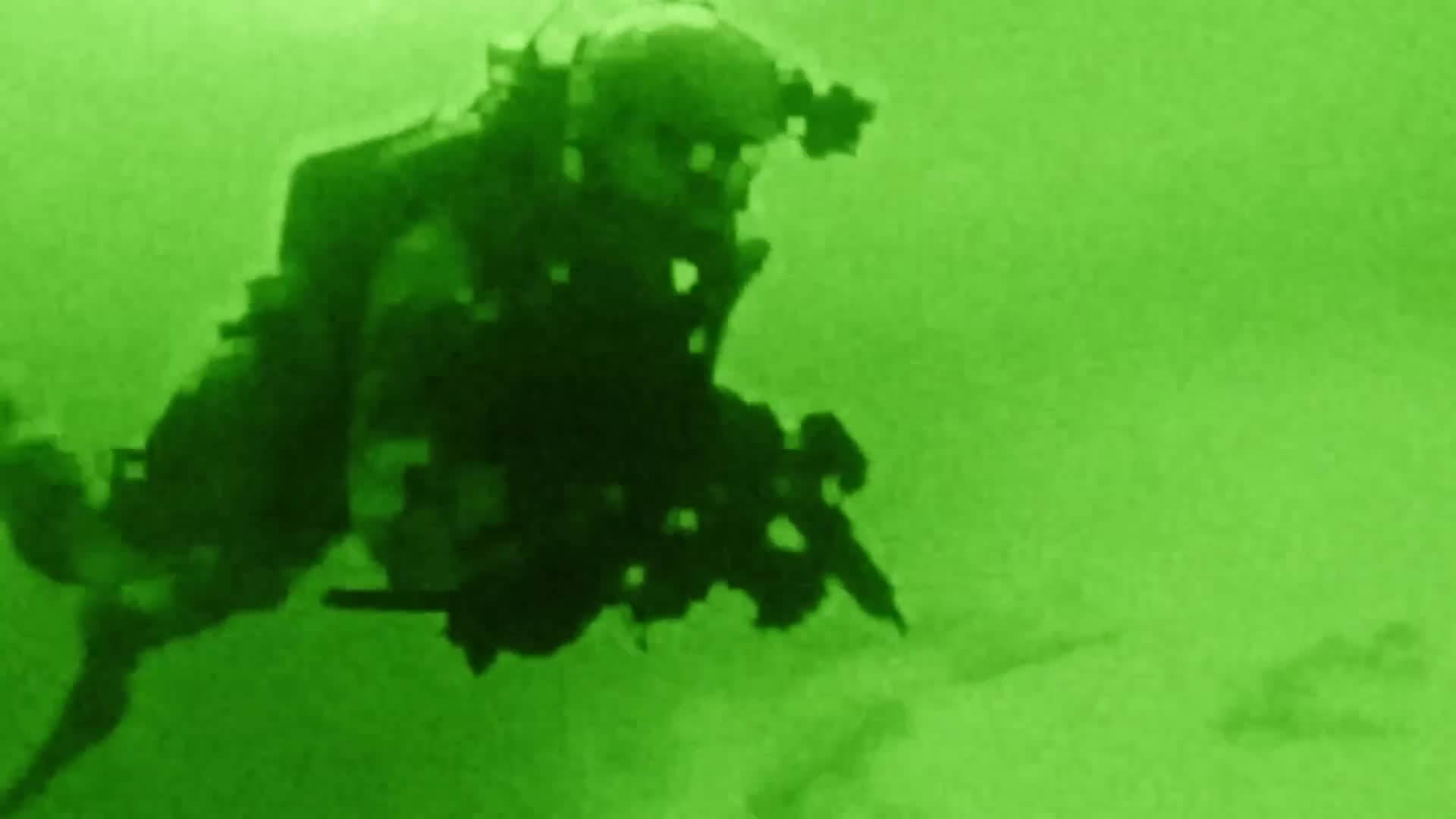 How SEAL teams launch from an attack submarine