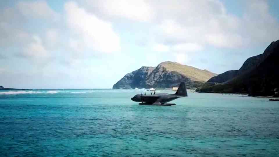 MC-130J Hercules that can swim