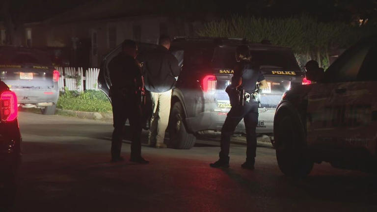 Fight involving machete and handgun ends with man shot, suspect arrested