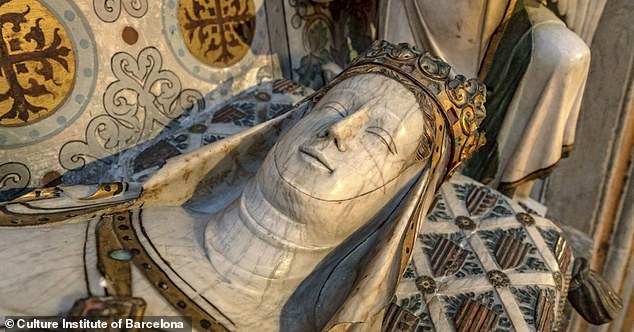 Europe's most powerful queen unearthed after 700 years: Remains of ...