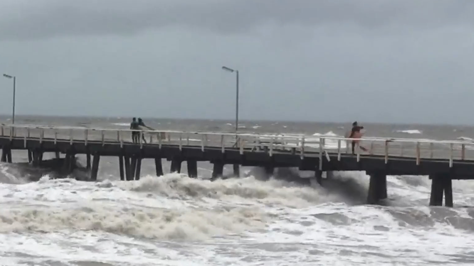 Wind, hail and dust storms to hit South Australia