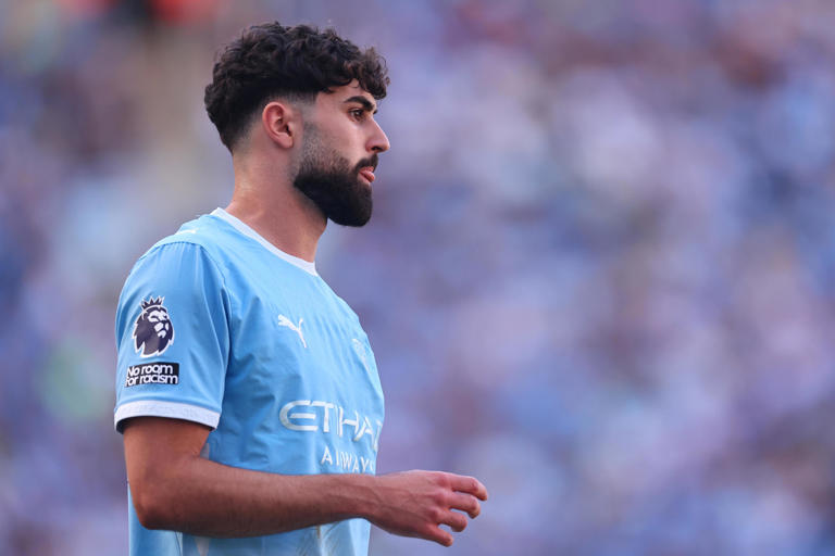 Josko Gvardiol expected to stay at Man City as Barcelona’s defensive ...